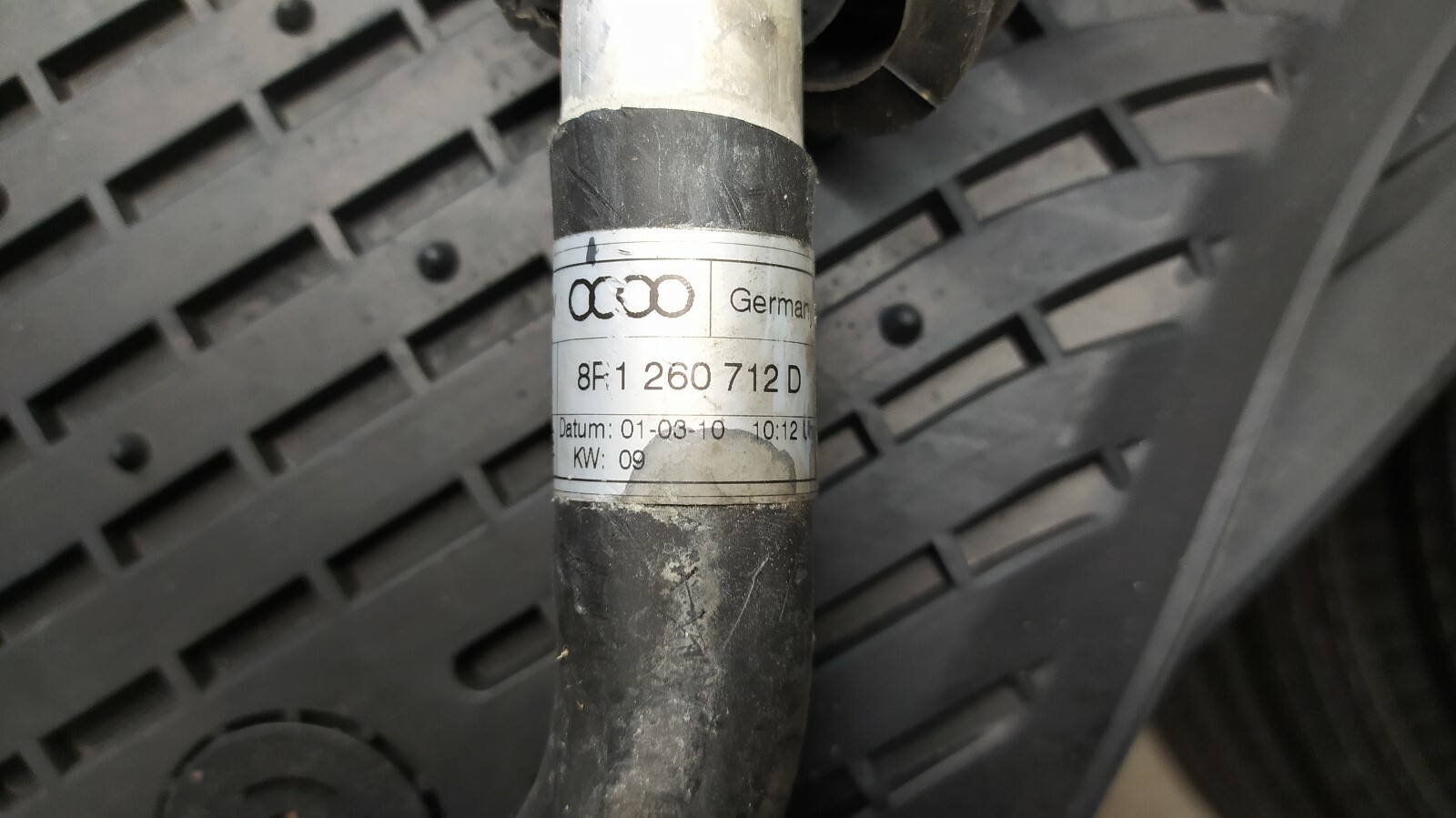Audi Q5 Klimaleitung 6R0260707K, 8R1260712D | eBay.de
