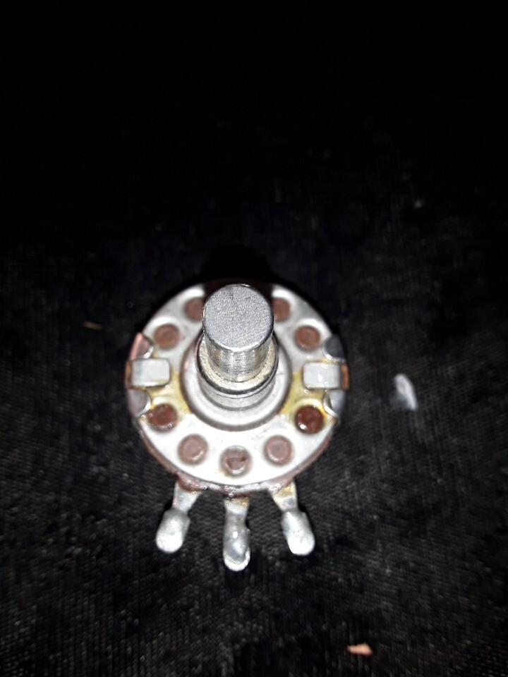 VINTAGE POTENTIOMETERS CLAROSTATS ONE 2 MEG DOUBLE POT AND ONE 100K-OHM ...