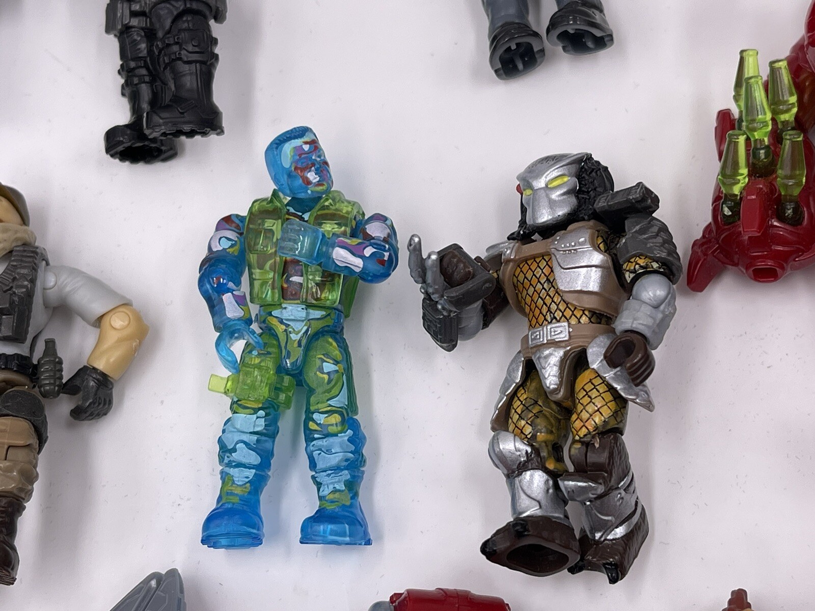 MEGA Bloks Construx Halo COD God Of War Predator 75+ Mini Figures & 90 ...