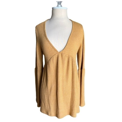 NWT KEEMO Deep V Neck Sexy Camel Babydoll Bell Sleeve Knit Top Size ...