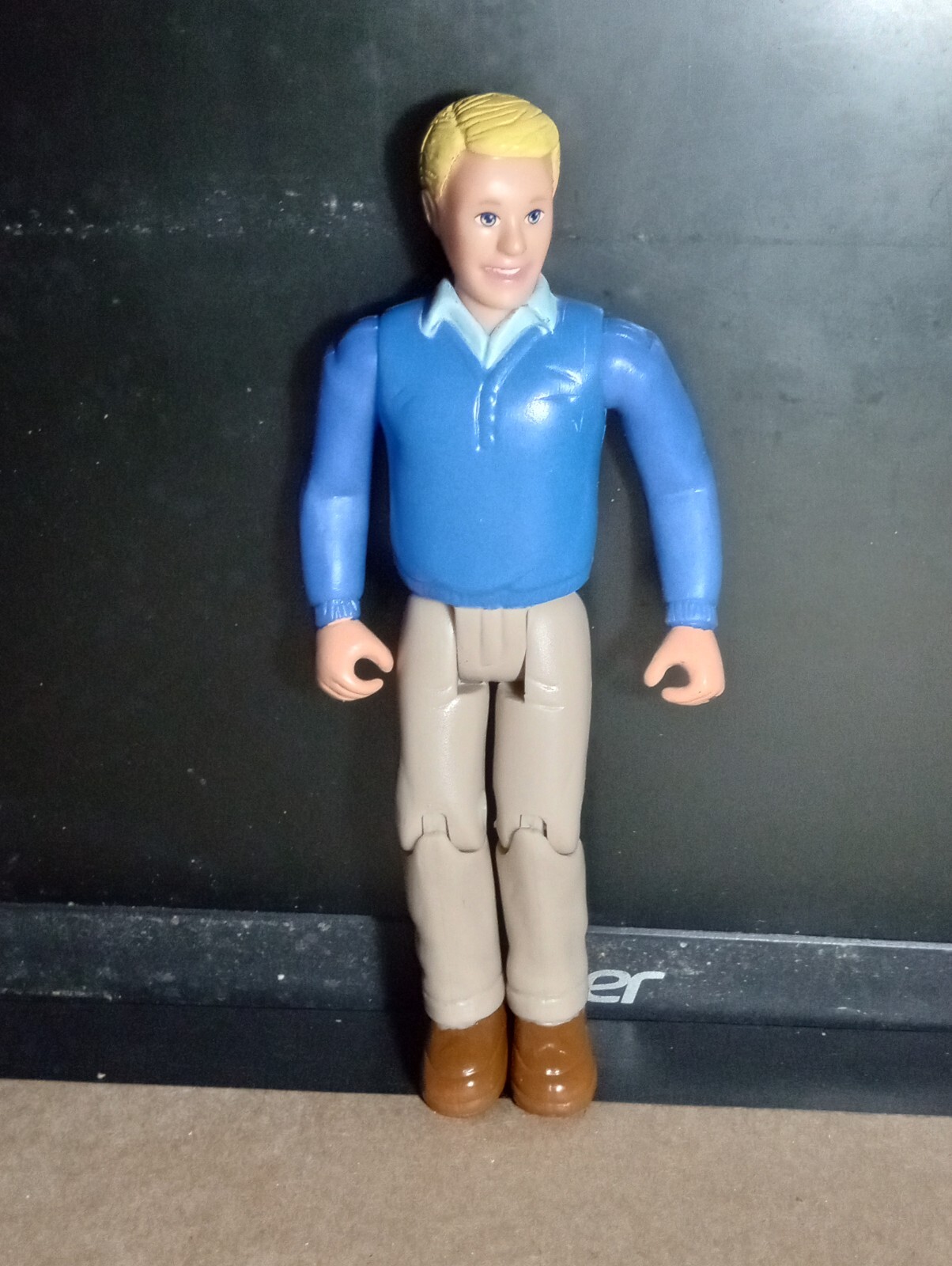 Toys R Us Dollhouse 2017 Dad Father Doll Figure Tan Pants & Blue ...
