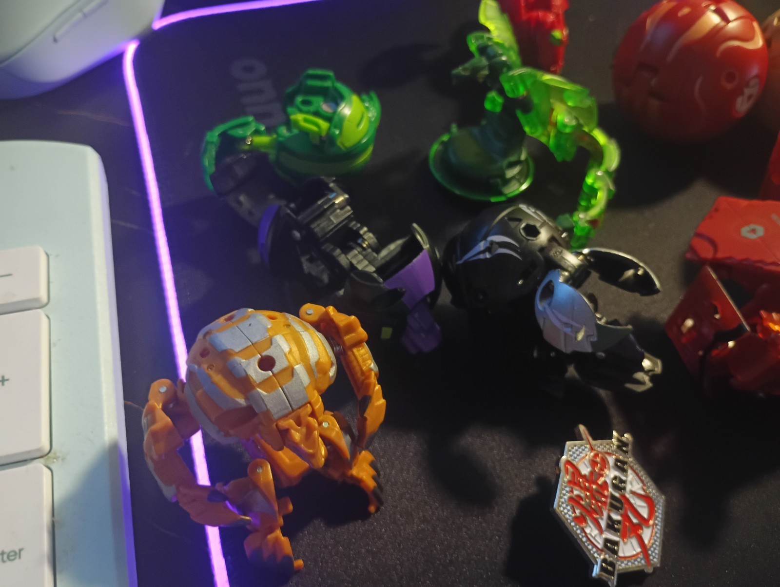 Lot of 14 BAKUGAN Battle Brawlers Action Figures LOT | eBay