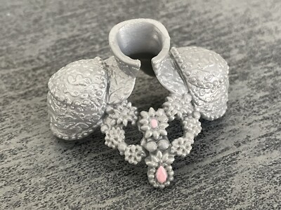 Ever After High Darling Charming Jeweled Doll Shoulder Armor Spaulders ...