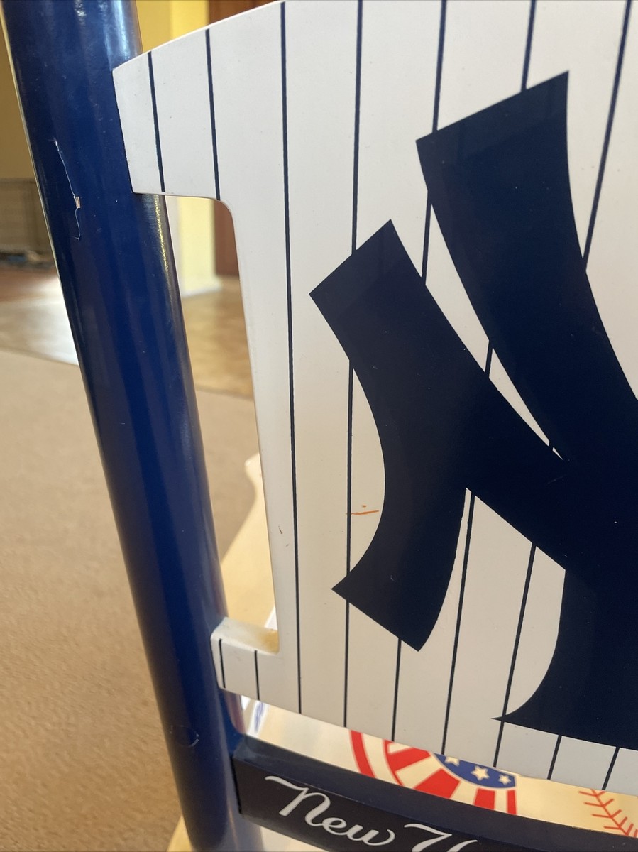 Rocking Chair New York Yankee New York Yankees Pitcher Mariano Rivera,