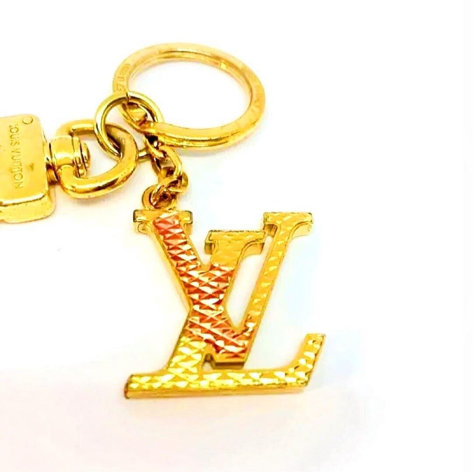 LOUIS VUITTON M69557 Portocle Guilloche Keyring Bag Charm Used Ex+ ...