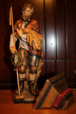 ANTIQUE 14" HAND CARVED WOOD FARMER PATRON SAINT ST ISIDORE STATUE ...