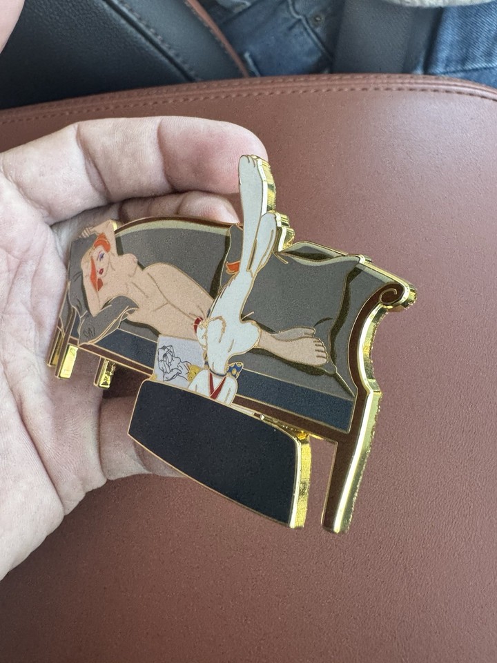 Disney Roger Rabbit Drawing Jessica Titanic Scene Fantasy Pin LE 69 By ...