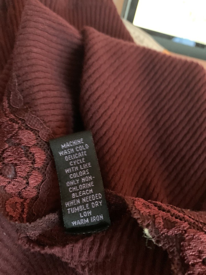 Context Lord & Taylor 2X Burgundy Ribbed Knot TopLace Neckline 44 inch ...