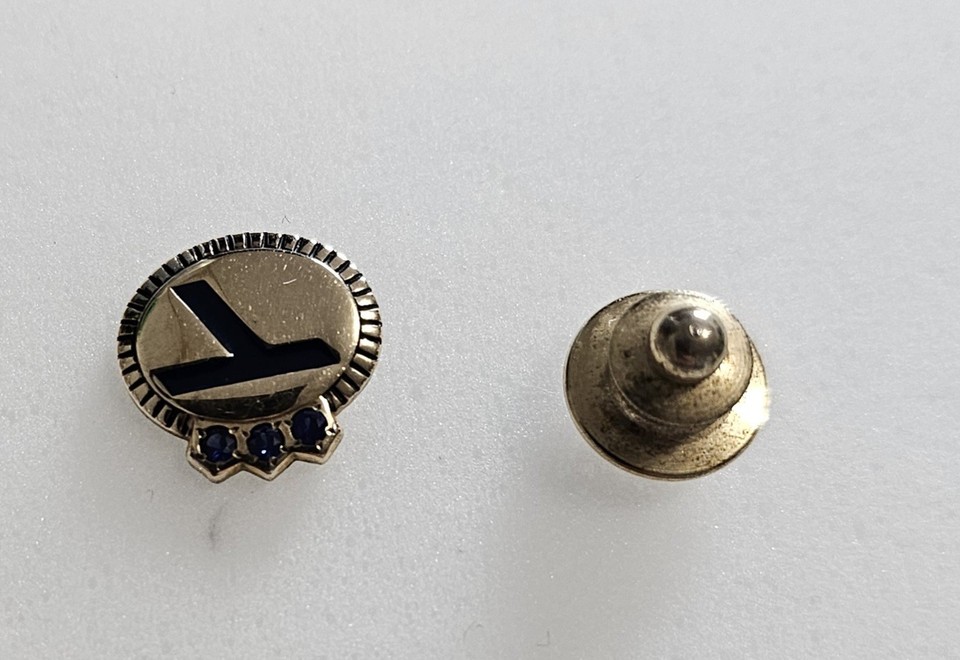Eastern Airlines 10K Yellow Gold Pin 3 Sapphire 15 Year Employee ...