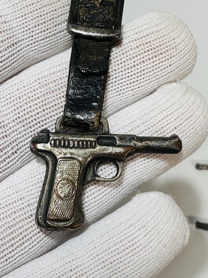 LOT OF 4: VTG COLT GUN SILVER STERLING PINS & SAVAGE GUN WATCH FOBS | eBay