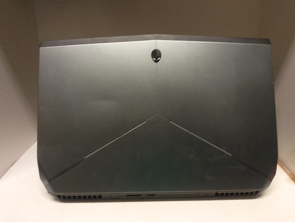 Alienware 17 R3 17" Laptop I7-6700HQ 8GB Ram no HDD NVIDIA GeForce GTX ...