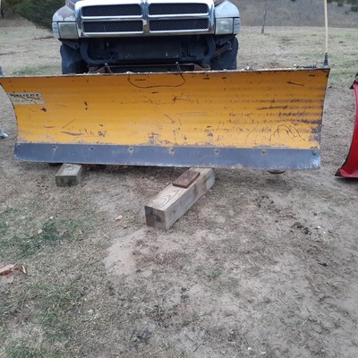 Wheel Loaders - Snow Plow