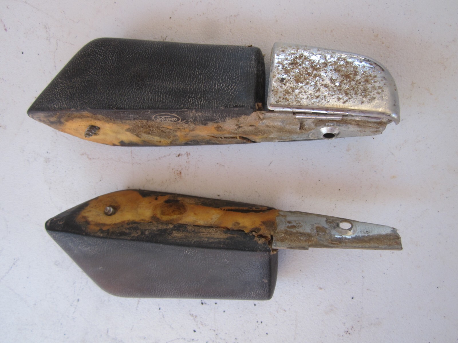 FORD FALCON 2 DOOR STATION WAGON REAR SEAT ARM RESTS W/ ASH TRAY OEM | eBay