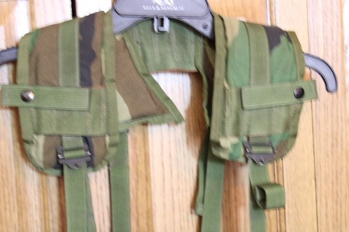 US Military Issue Load Bearing Vest LBV Magazine Equipment Woodland ...