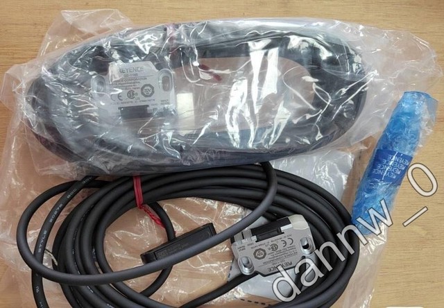 KEYENCE GS-11N5 Safety Interlock Switch for sale online | eBay