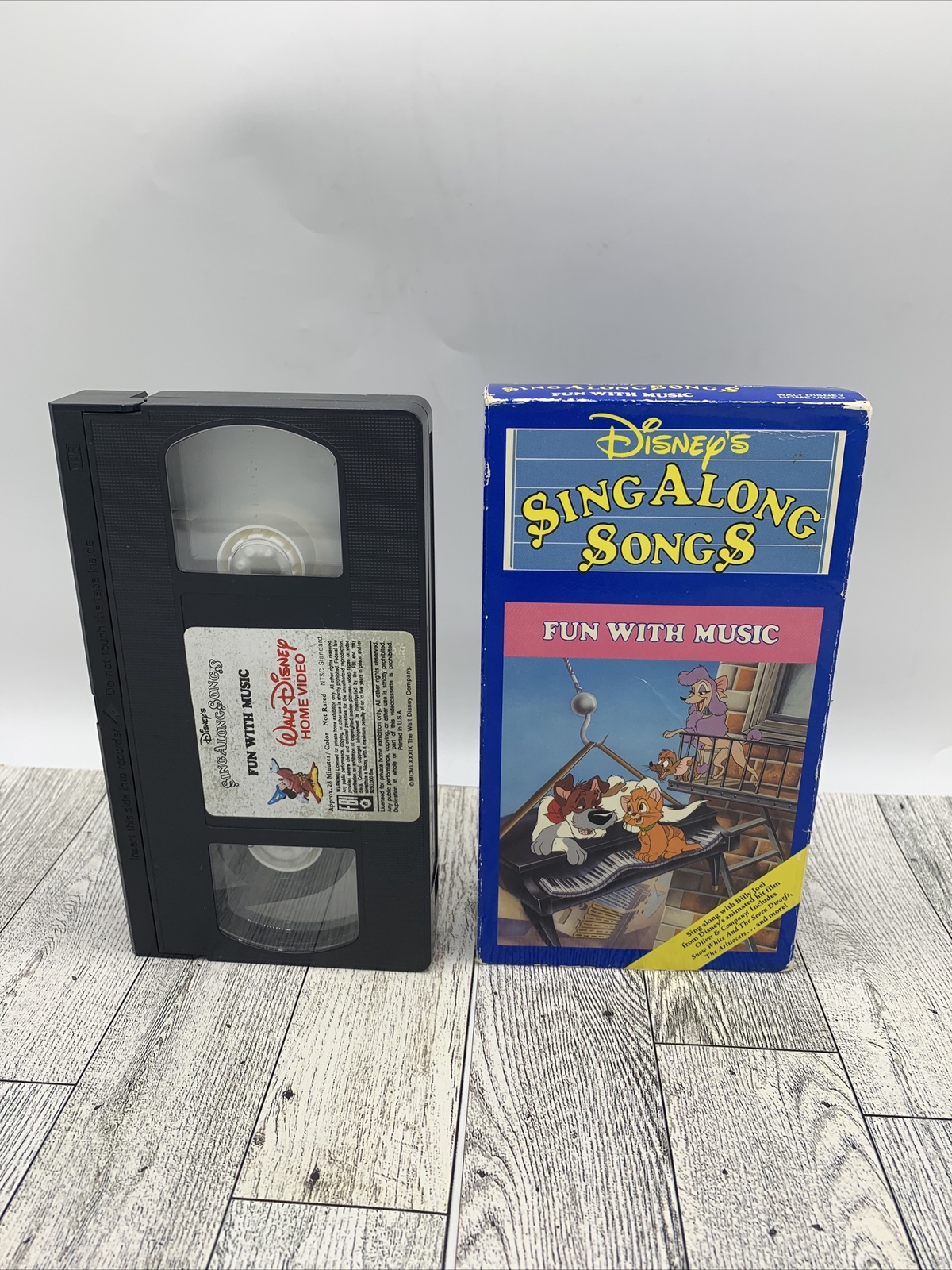 Disney’s Sing Along Songs Fun With Music | Grelly USA