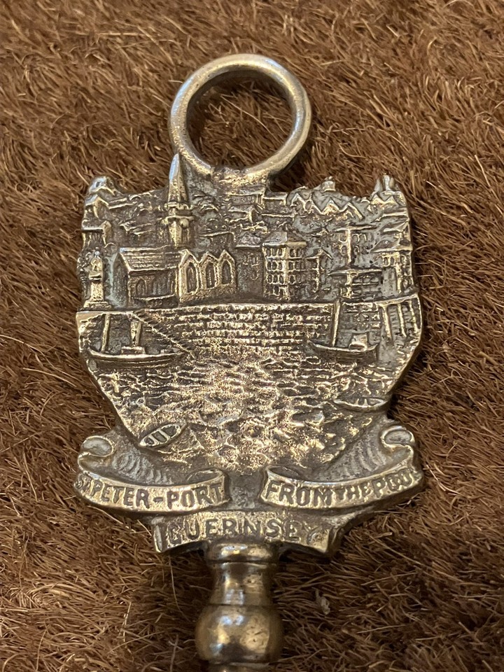 Two Vintage Brass Toasting Forks Exmoor Pony & St Peter Port Guernsey ...