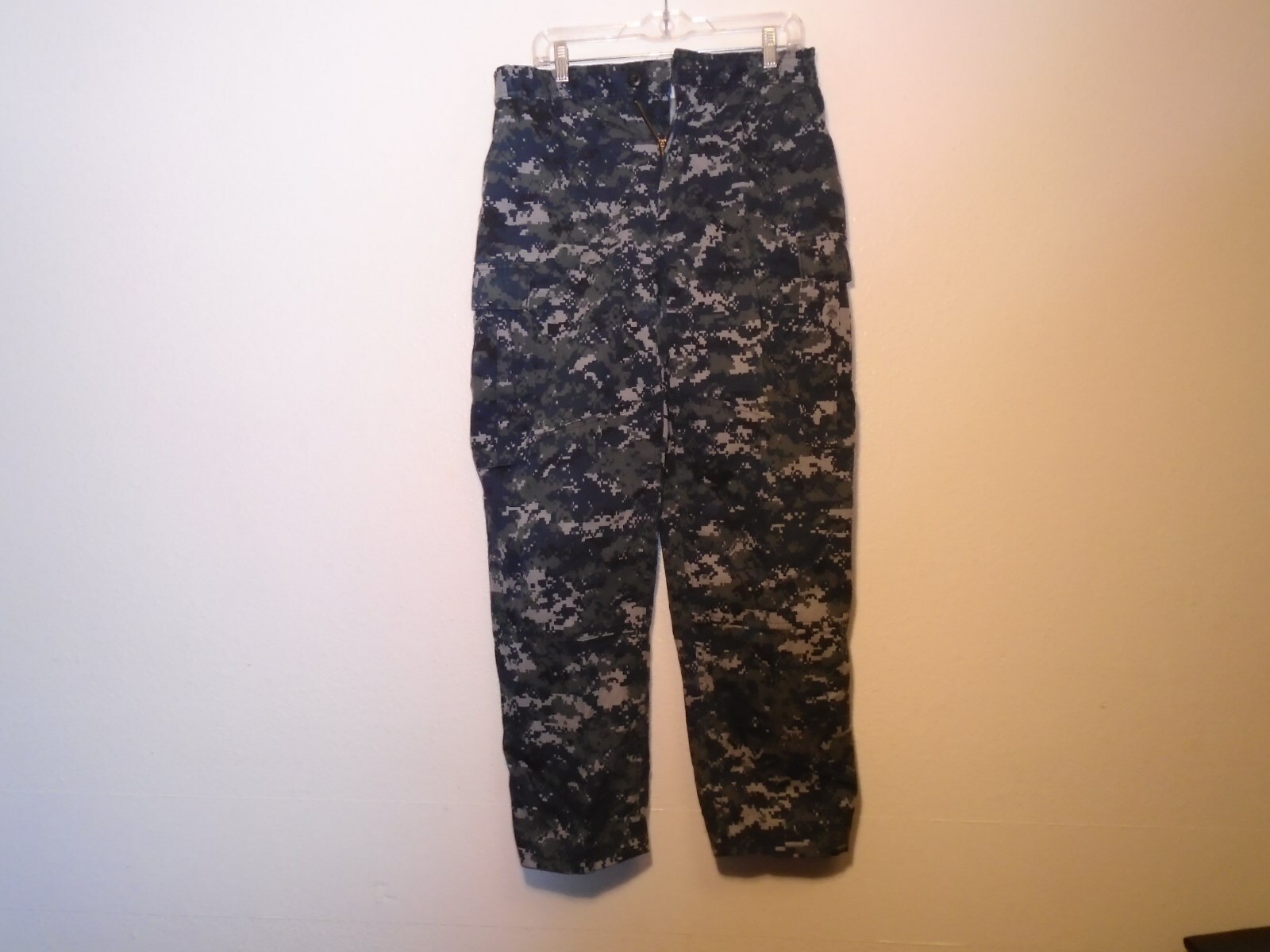 USGI USN US Navy Working Uniform Type II NWU Pants Medium Short Lorenzo ...