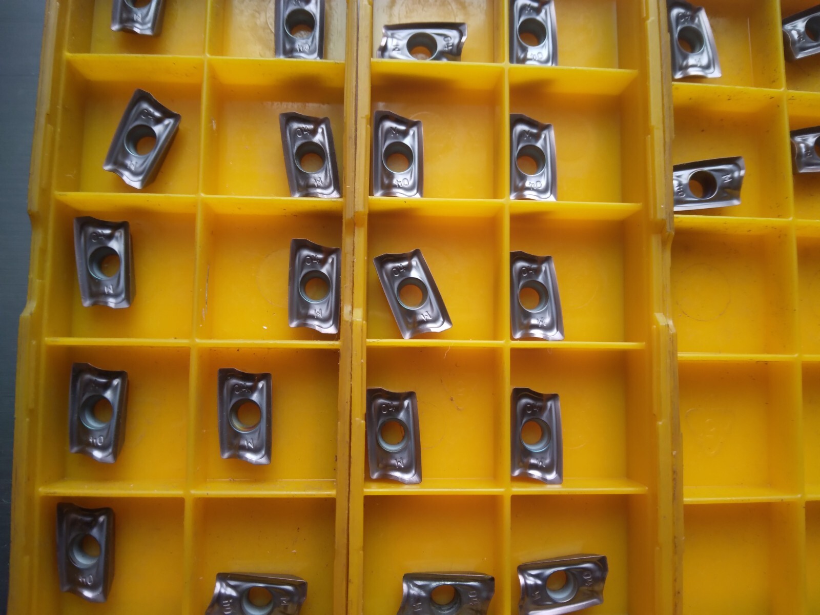 24 PIECES of MITSUBISHI, AOMT 123604PEER-M VP15TF CARBIDE INSERTS | eBay