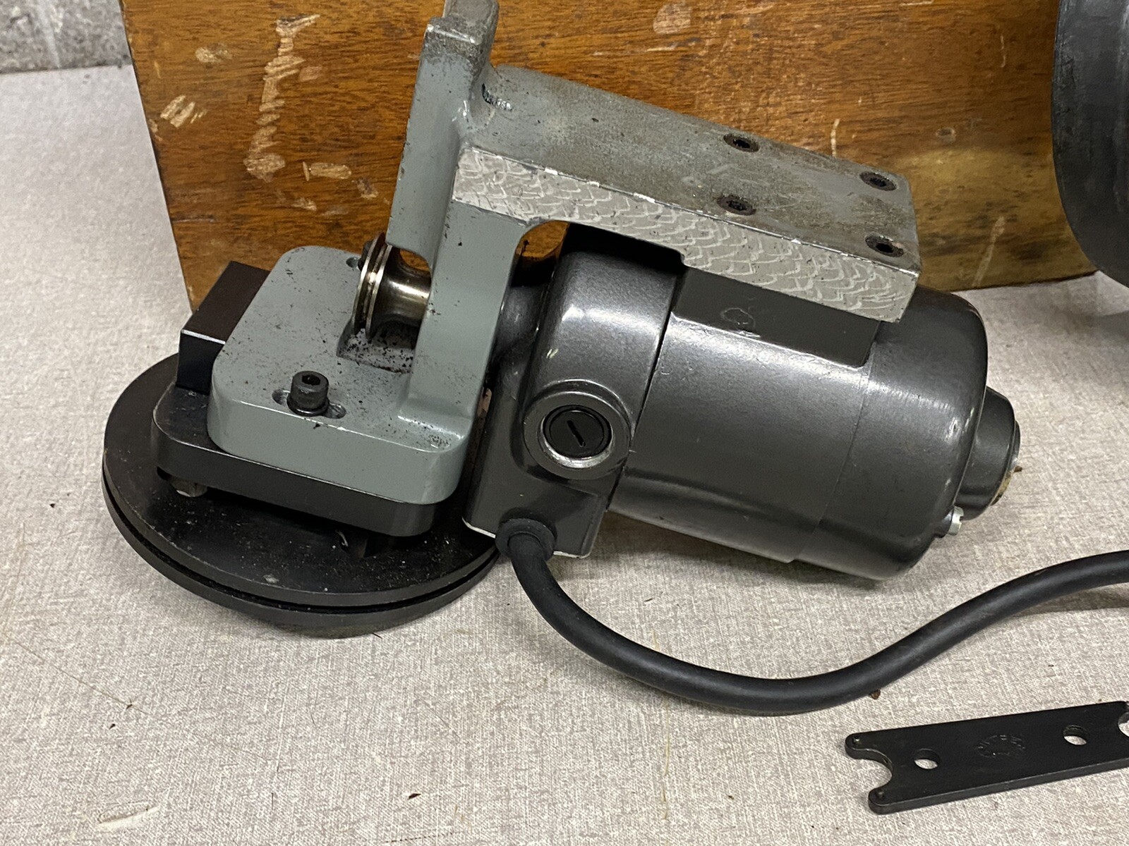 Moore Tools Slot Grinder 115V Wood Case Jig Bore Grinder | eBay