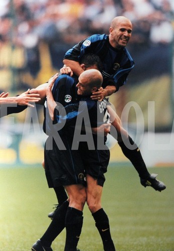 Photo de presse vintage Football, Inter , 1999, Vieri, Georgatos ...