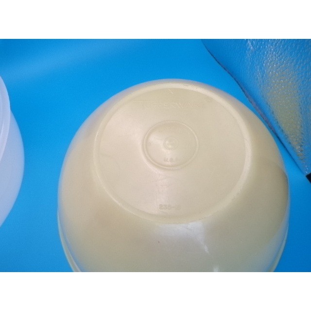 Tupperware Mixing Bowl Set 2 Yellow Clear 1.4L 6 Cup Vintage ...