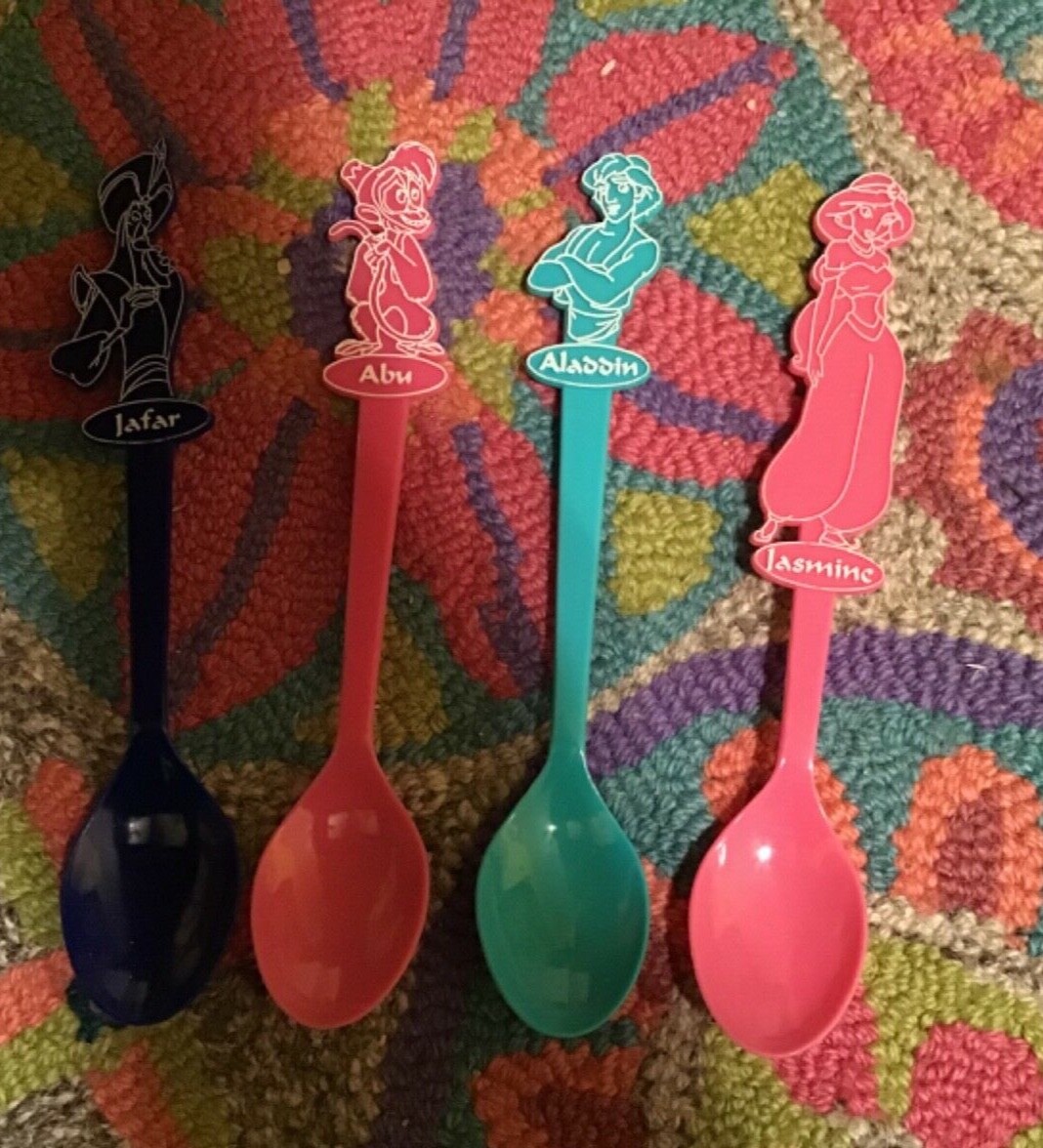 Set of 4 Aladdin Plastic Spoons, Varying Colors | eBay