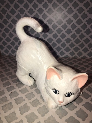 Vtg, Ceramic White Cat Figurine Ready To Pounce.-6” X6”x3” | eBay