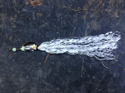 Gar Catcher Rope Lure - spinner blade - glow in the dark beads ...