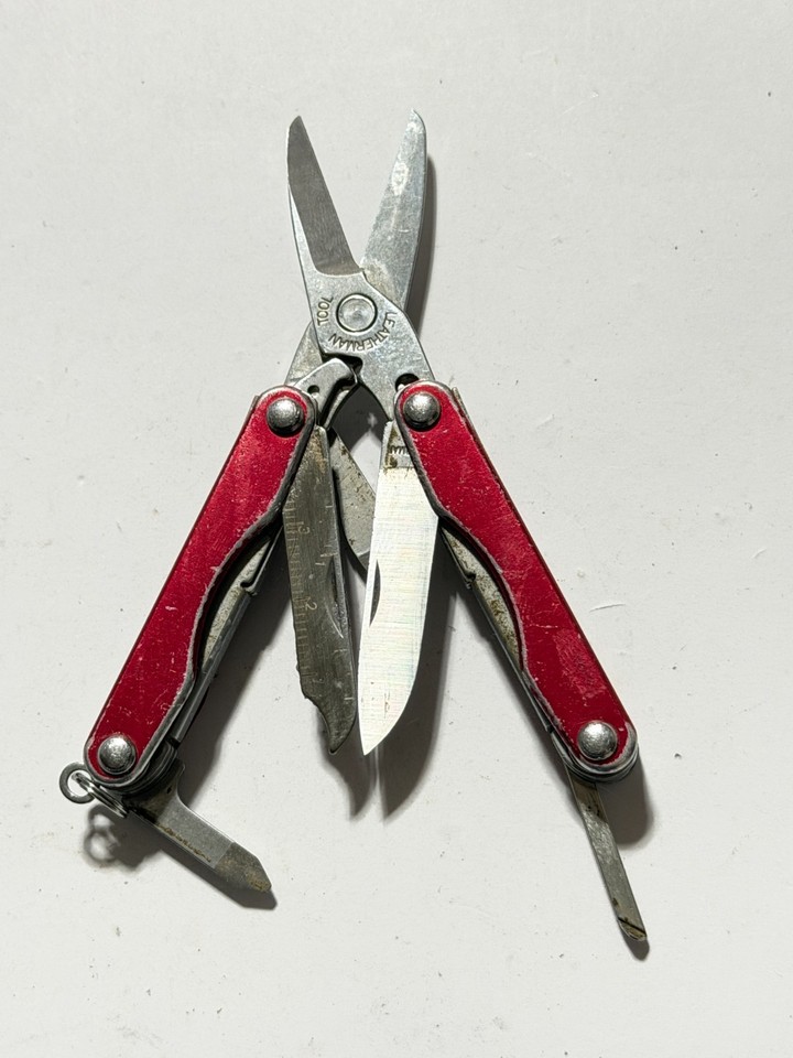 Leatherman Squirt S4 Multi-tool Red | eBay