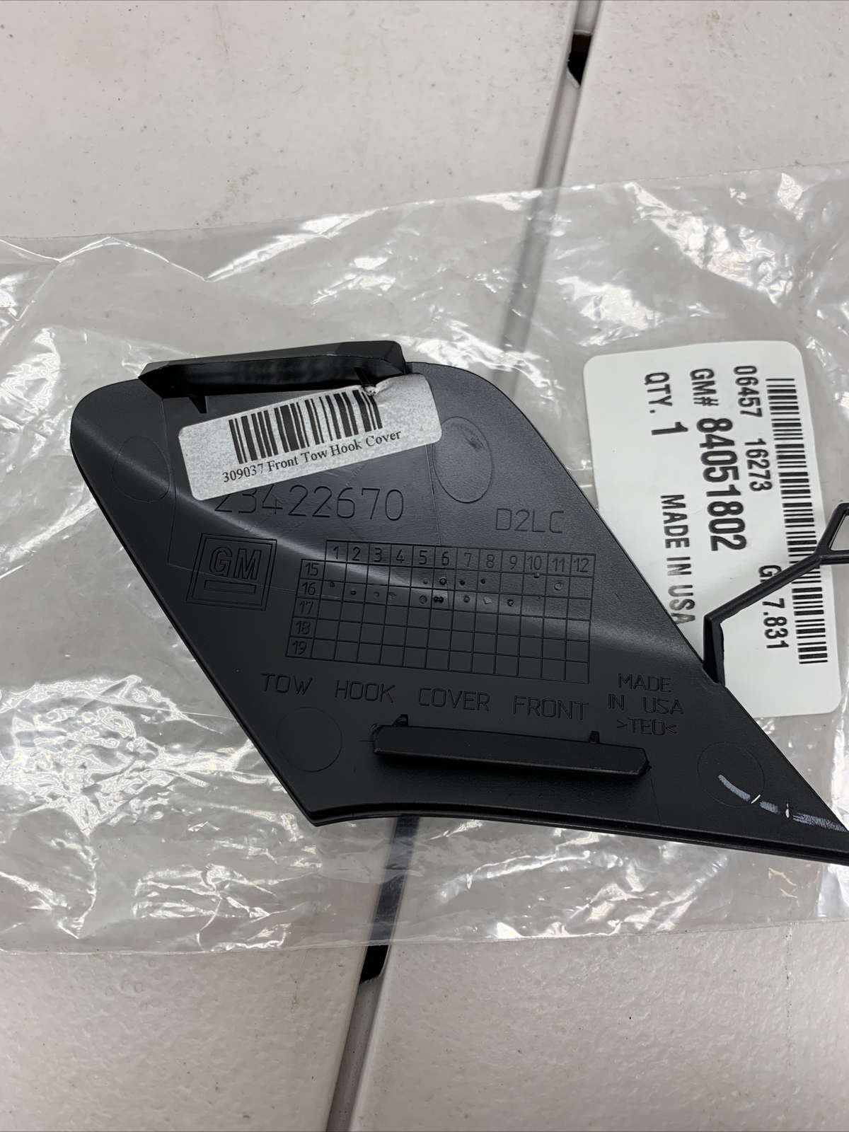 2016-2018 Chevrolet Cruze Front Tow Hook Cover 84051802 OEM for sale ...