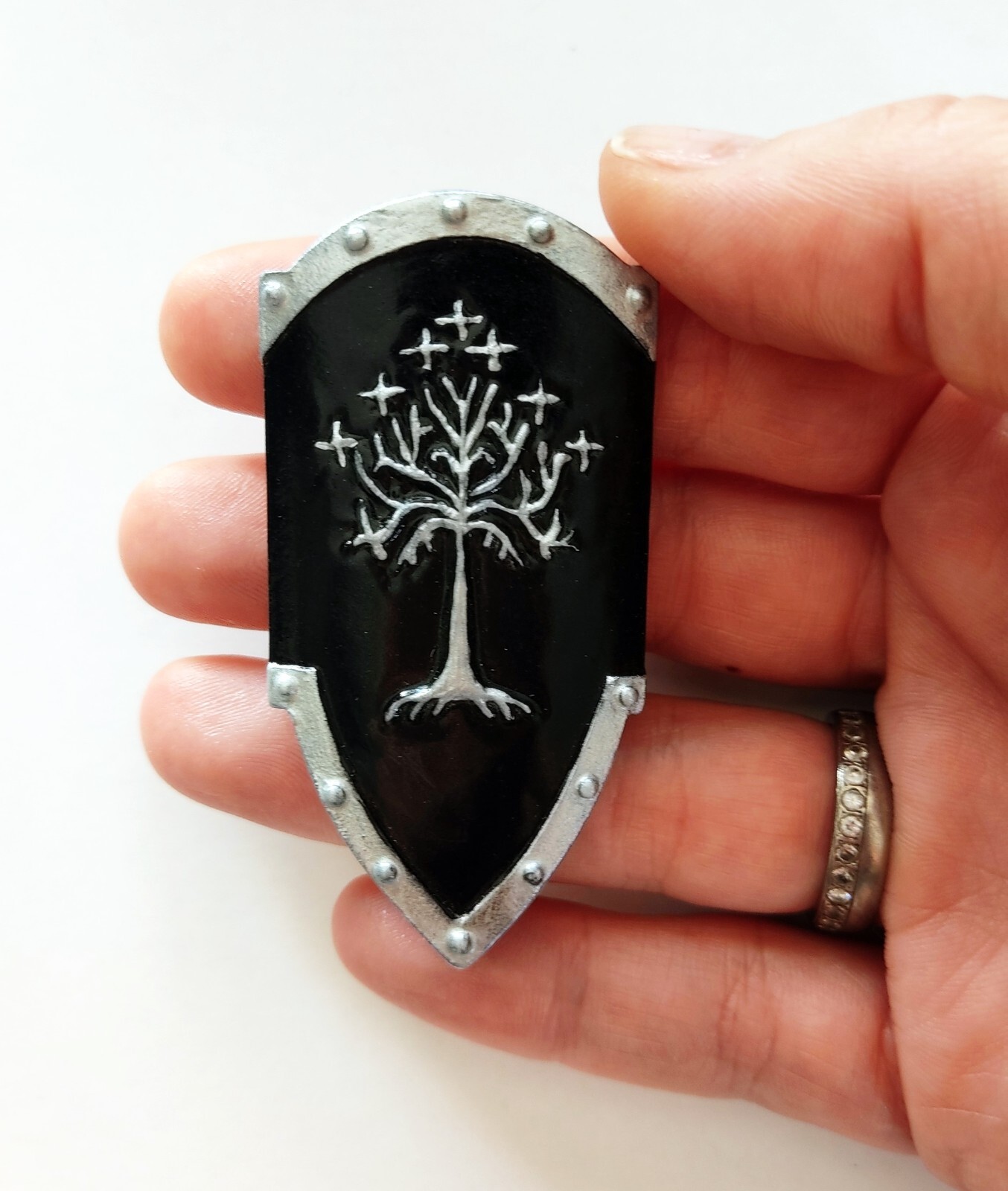 Gondor shield magnet Tolkien Lord of The Rings LOTR home decor Aragorn ...