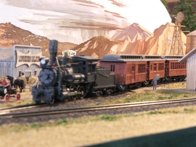 SHIPPING INCLUDED CUSTOM Nn3 LAYOUT AND TRAIN AWARD WINNING MODEL | eBay