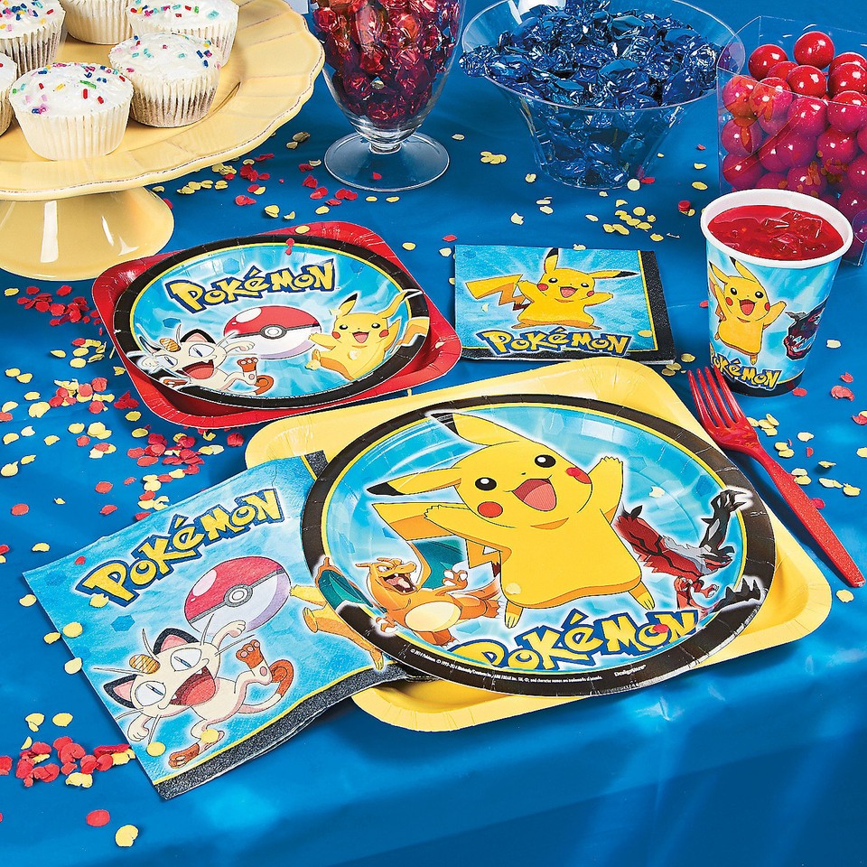 Fun Express Pokemon Party Pikachu & Friends Paper Dessert Plates - 8 Ct ...