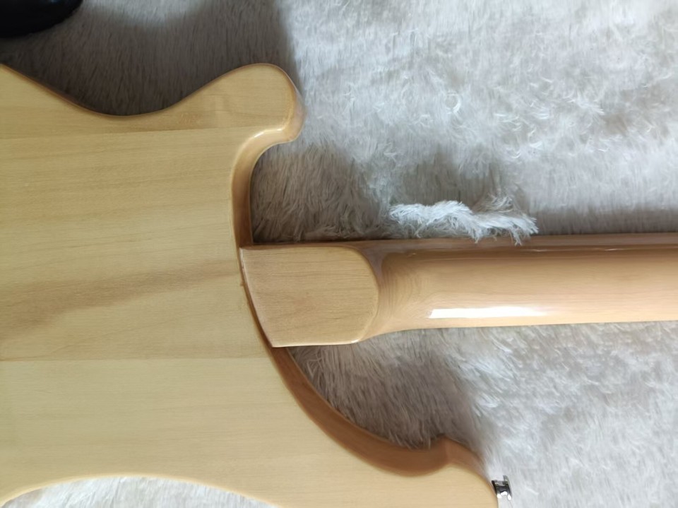 IN STOCK Log BASS electric guitar 4 strings white pickguard maple ...