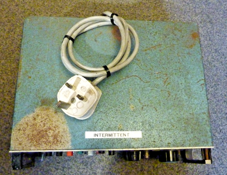 CENTRAL 381 PAL UHF COLOUR TV PATTERN GENERATOR - Ham Radio ATV TV ...