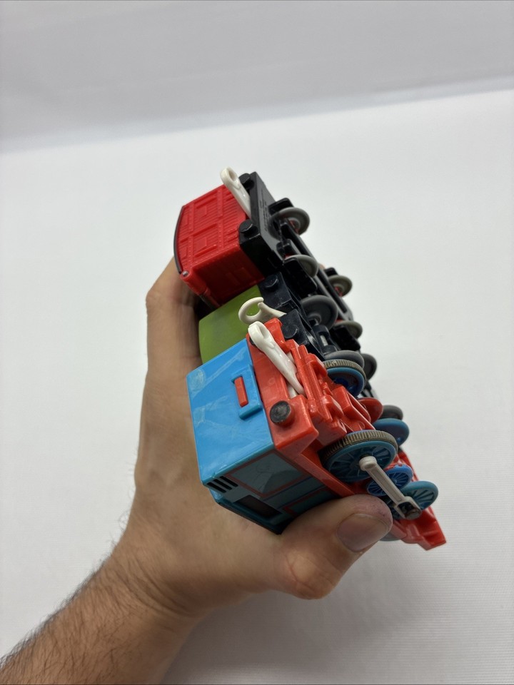 Thomas & Friends Trackmaster Motorized Train plus 2 freight cars | eBay