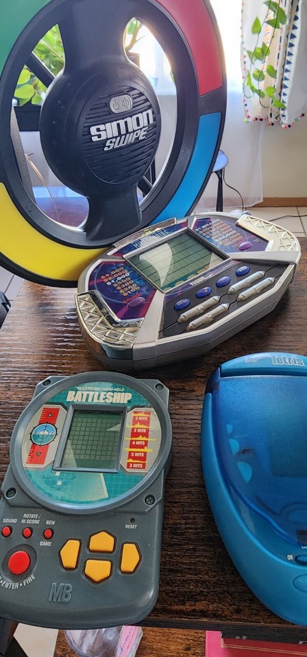 Vintage lot of (9) Electronic Handheld Games Radica Hasbro RadioShack ...