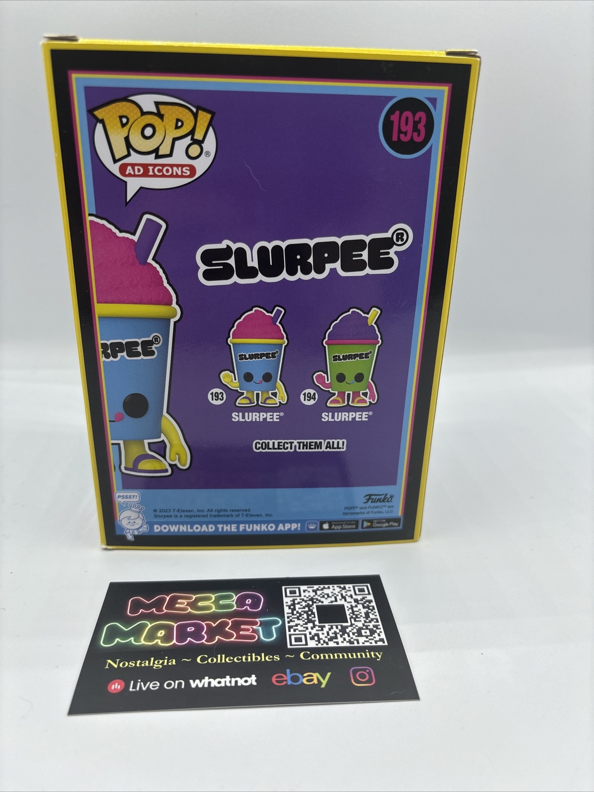 Funko Pop! Vinyl: 7-11 Slurpee - Slurpee (Blue Cup) (Black Light) - 7 ...