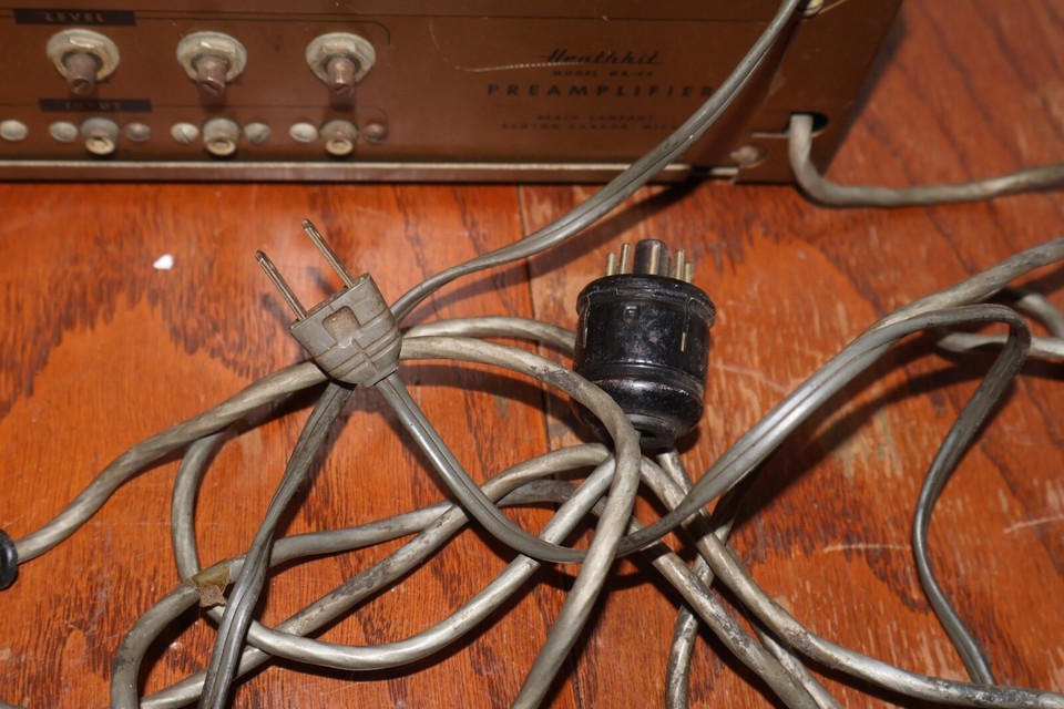 VINTAGE Pre-amp Heathkit WA-P2 Preamplifier & Tuner Lights Up UnTested ...