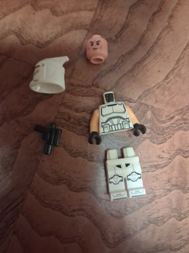 LEGO Star Wars Phase 1 Clone Commander Minifigure Yellow sw1146 + mini ...