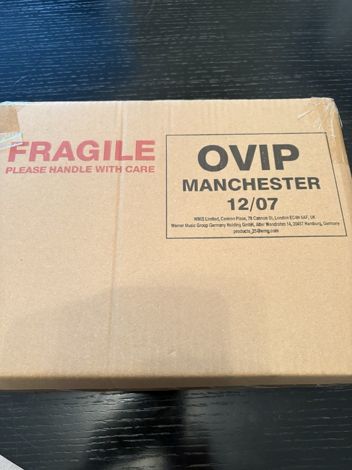 Oasis Live 25 VIP Limited Edition Rare Merchandise Pack 12/07/25 ...