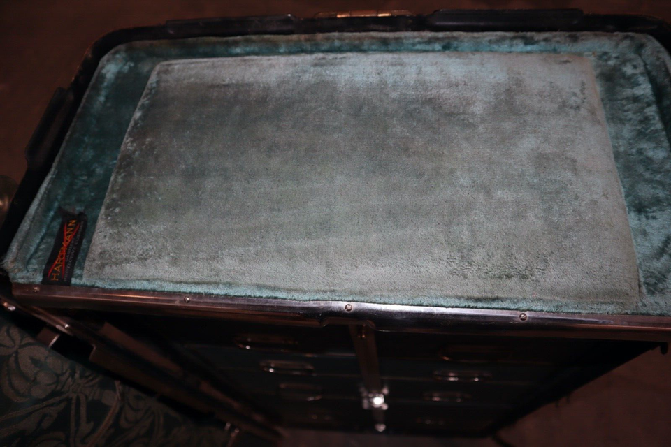 Vintage Antique Hartmann Gibraltarized Steamer Wardrobe Trunk Cushion ...