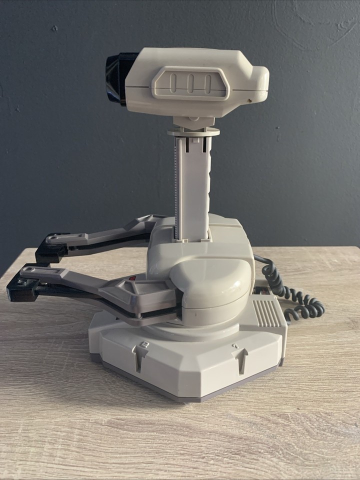 Nintendo NES R.O.B Rob The Robot- Operating Buddy powers on | eBay