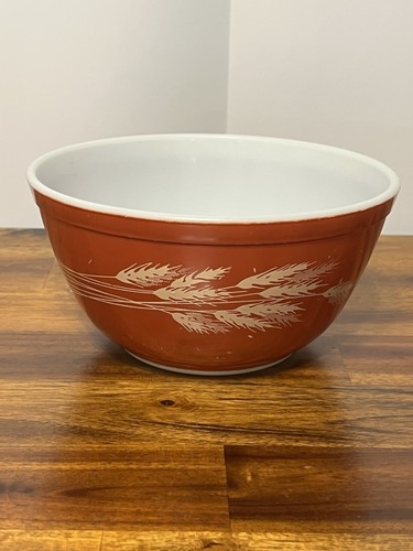 Vintage PYREX Autumn Harvest Burnt Orange Rust #402 1.5L Mixing Bowl ...