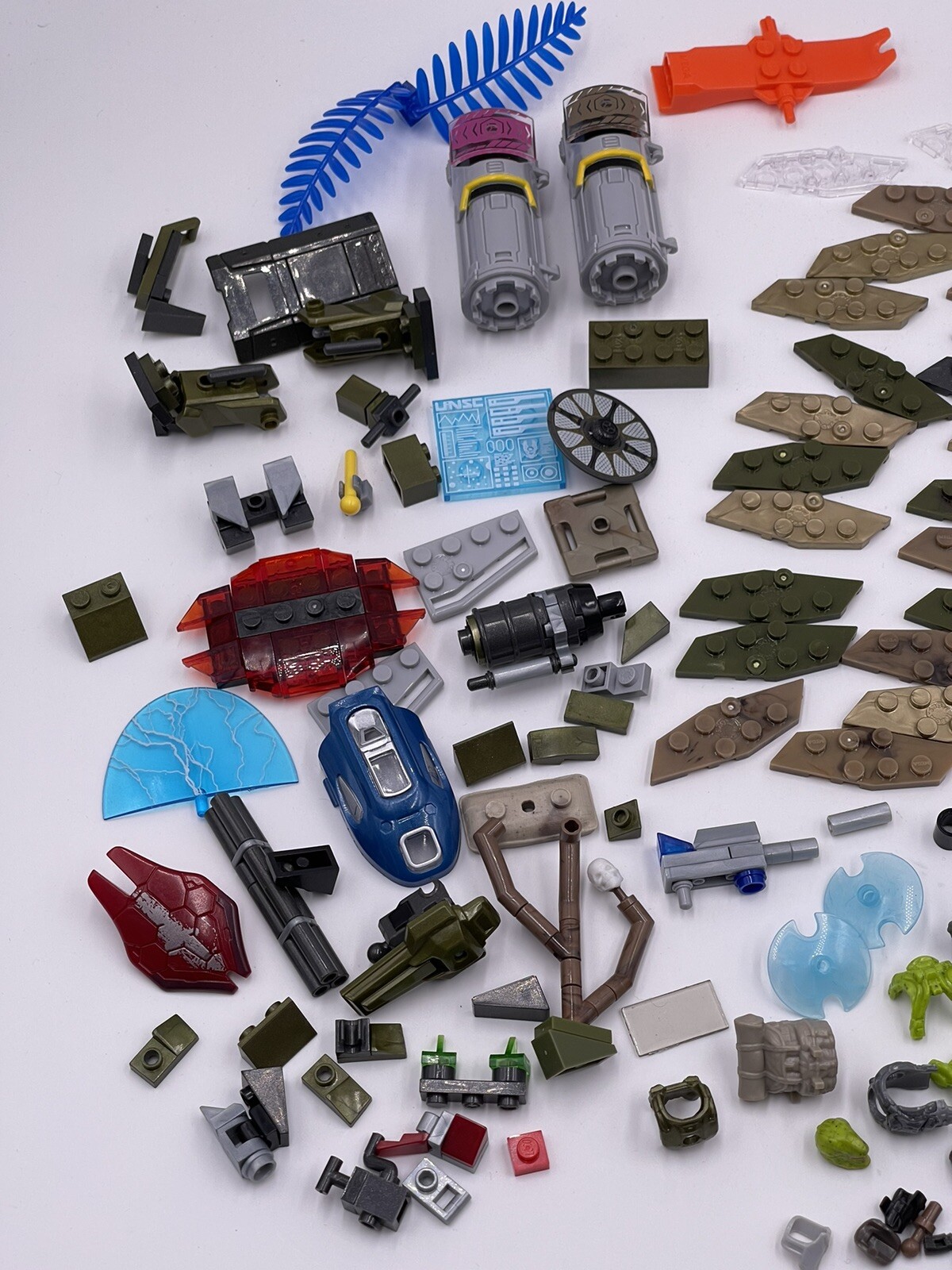 MEGA Bloks Construx Halo COD God Of War Predator 75+ Mini Figures & 90 ...