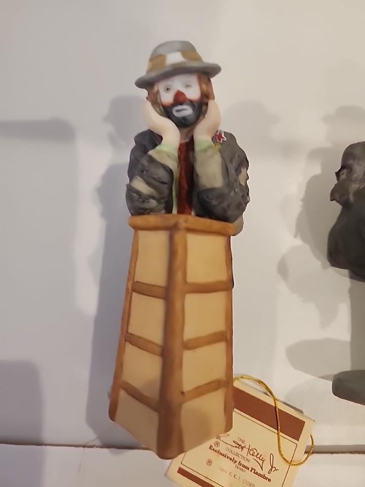 Emmett Kelly Jr Flambro COLLECTION Figurine Sweeping Clown 1002,1001 ...