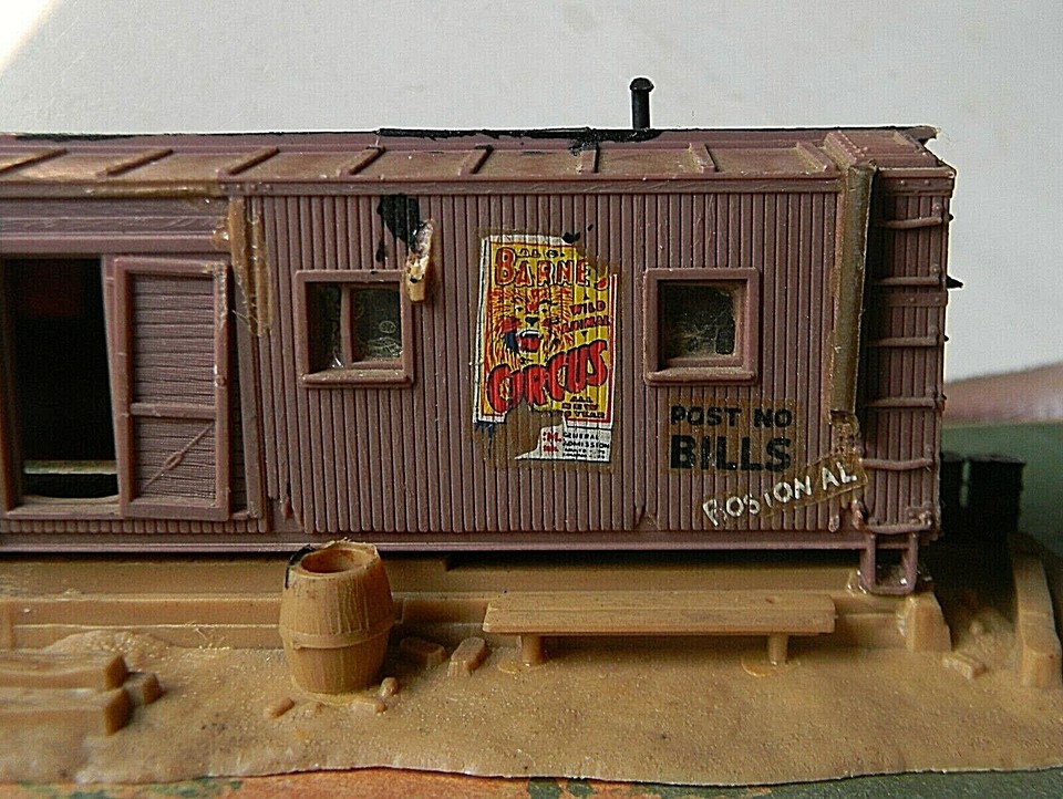 Revell ~ Railroad Trackside Shanty - Depression era 1920's - Built kit ...