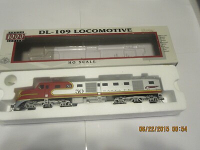 HO scale Proto 1000 Atchison Topeka & Santa Fe DL-109 Diesel Locomotive ...