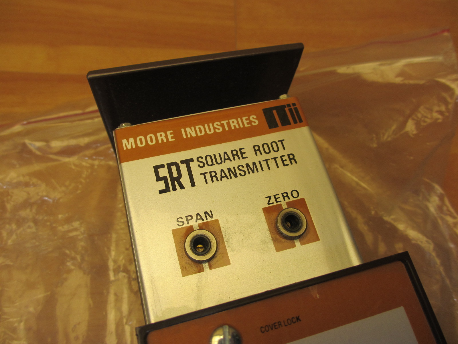 Moore Industries SRT Square Root Transmitter SRT/4-20MA/1-5V/24DC STD ...